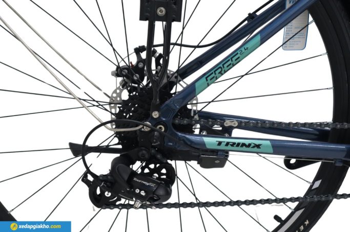 Xe Đạp Touring Trinx Free 2.4 - Khung Nhôm